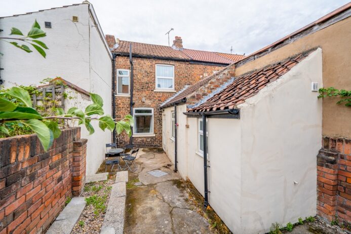 4 Bed Student House in York - Heslington Road